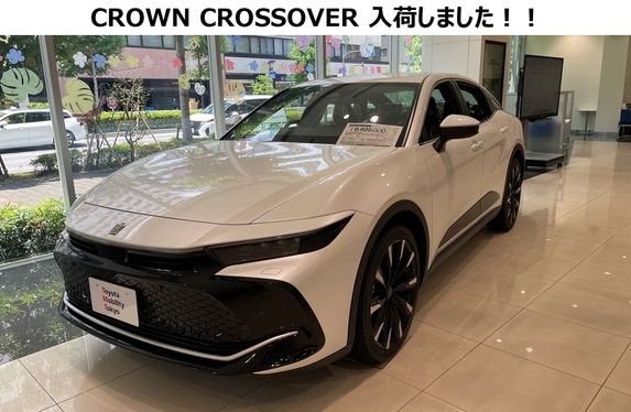 CROWN CROSSOVER RS ”Advanced”展示してます！